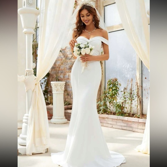 Rebellious Rose | Dresses | Fold Off Shoulder Mermaid Hem Wedding Dress | Poshmark